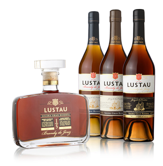 Bodegas Lustau 'Mejor Elaborador de Vino de Jerez' según la prestigiosa ...