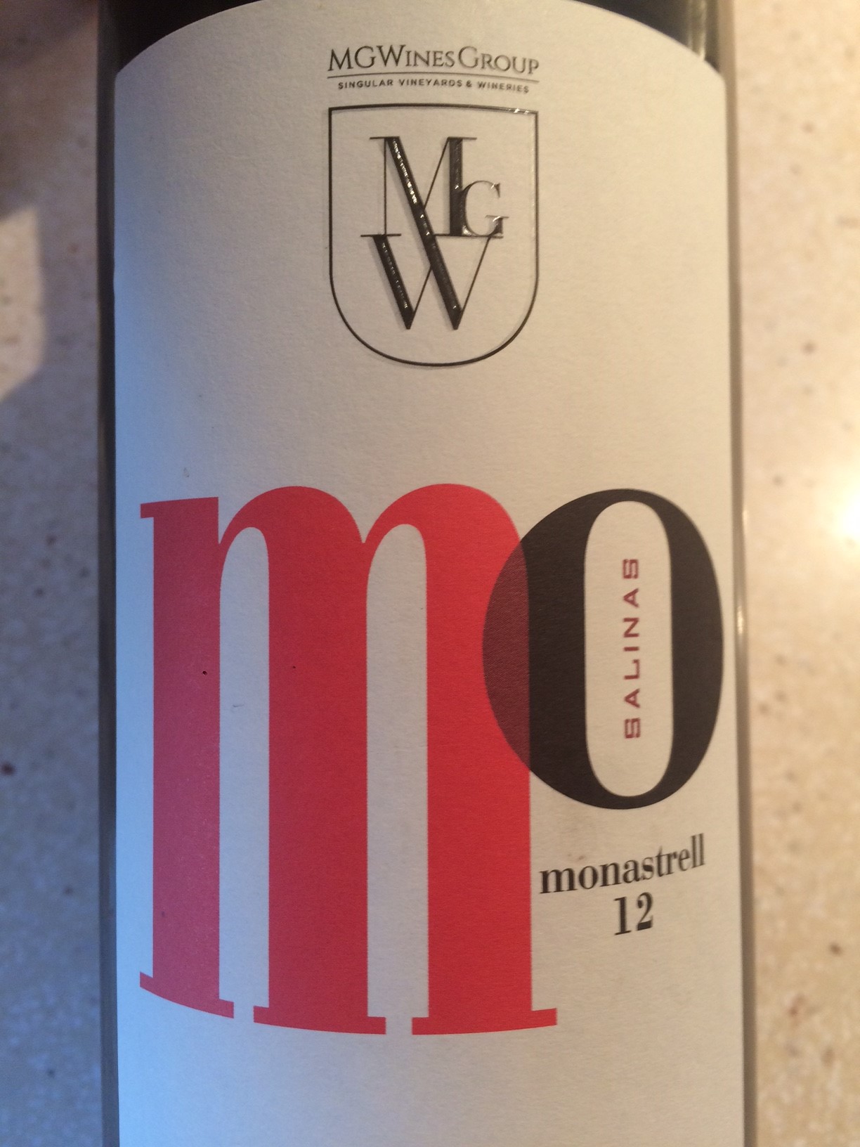 MO Salinas Monastrell 2012