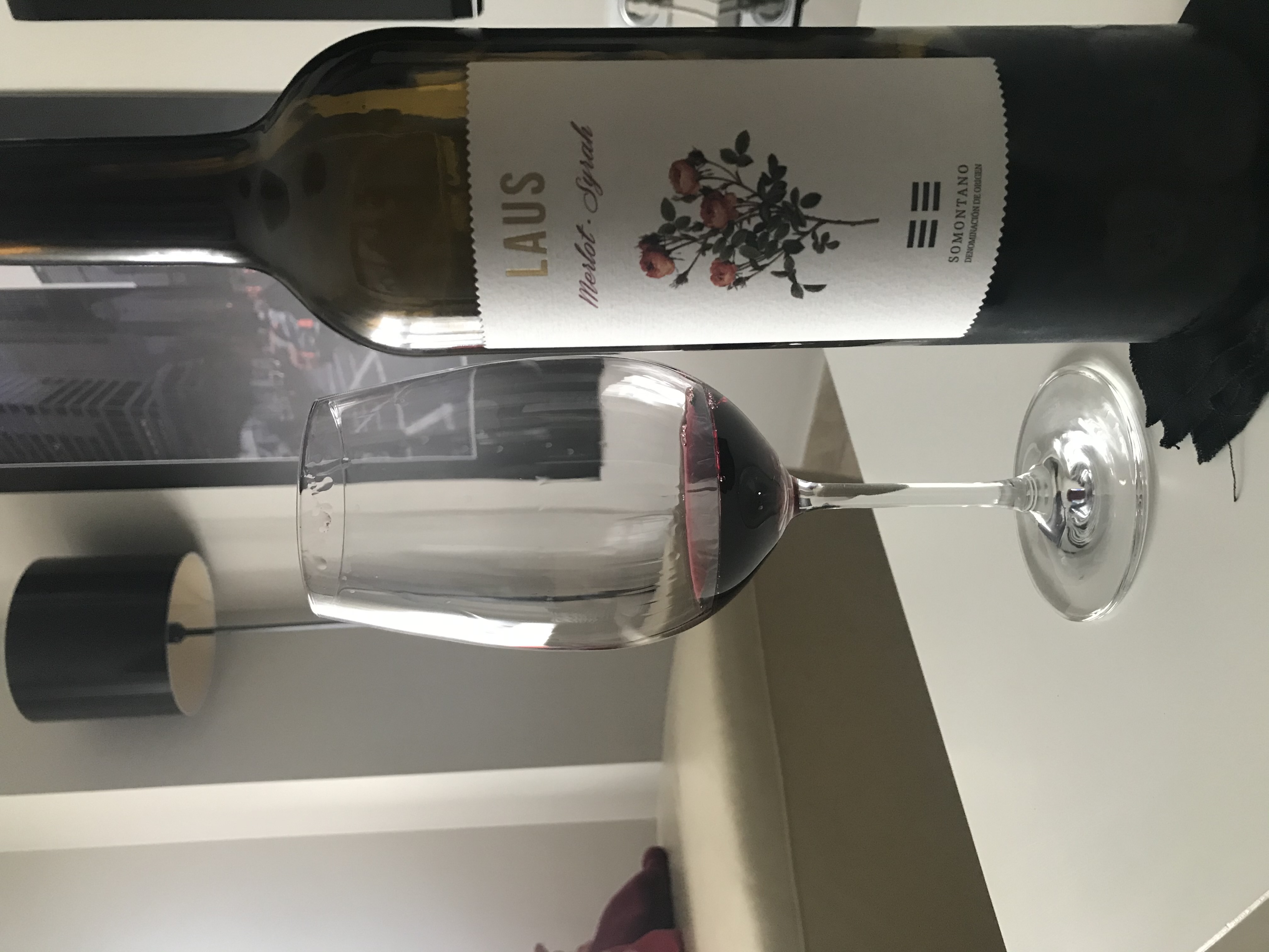 LAUS tinto Joven 2022